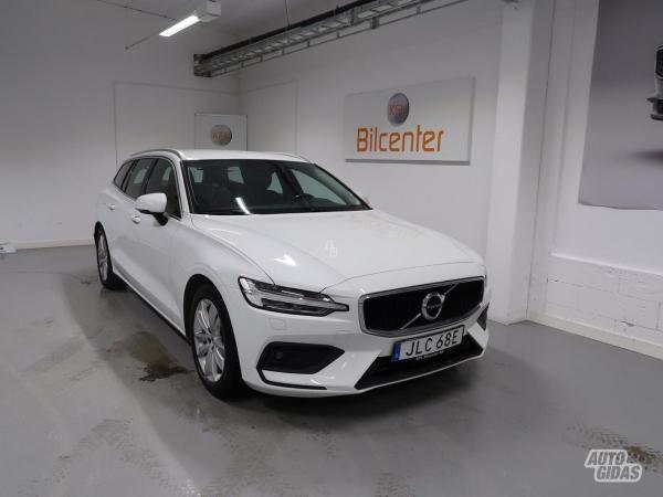 White Volvo V60 2021 in Kaunas, with an engine capacity of 0.00 L and mileage of 80 thousand km for 29341 €, photo 3 on AUTOMOTO.COM.LV