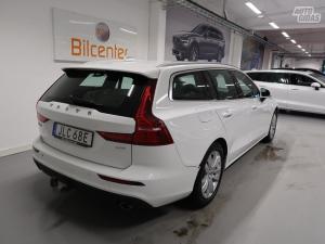White Volvo V60 2021 in Kaunas, with an engine capacity of 0.00 L and mileage of 80 thousand km for 29341 €, photo 6 on AUTOMOTO.COM.LV