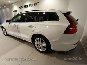 Balts Volvo V60 2021 Tallina, ar dzinēja tilpumu 2.00 L un nobraukumu 135 tūkst. km par 24700 €, foto 3 vietnē AUTOMOTO.COM.LV