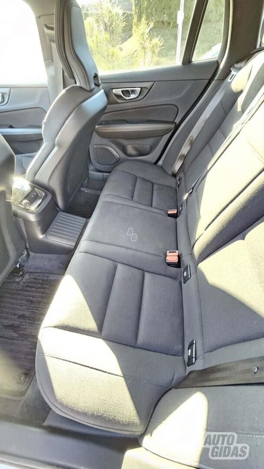 Balts Volvo V60 2021 Plungė, ar dzinēja tilpumu 2.00 L un nobraukumu 213 tūkst. km par 19000 €, foto 20 vietnē AUTOMOTO.COM.LV