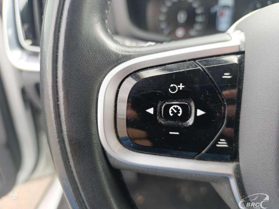 White Volvo V60 2021 in Vilnius, with an engine capacity of 1.97 L and mileage of 92 thousand km for 19900 €, photo 18 on AUTOMOTO.COM.LV