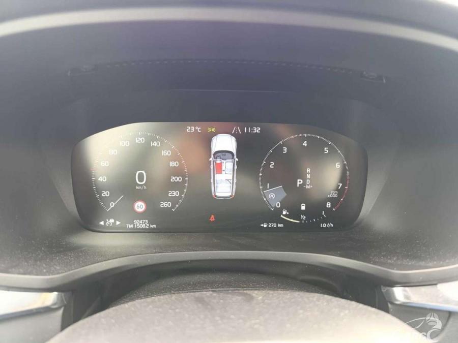 White Volvo V60 2021 in Vilnius, with an engine capacity of 1.97 L and mileage of 92 thousand km for 19900 €, photo 22 on AUTOMOTO.COM.LV