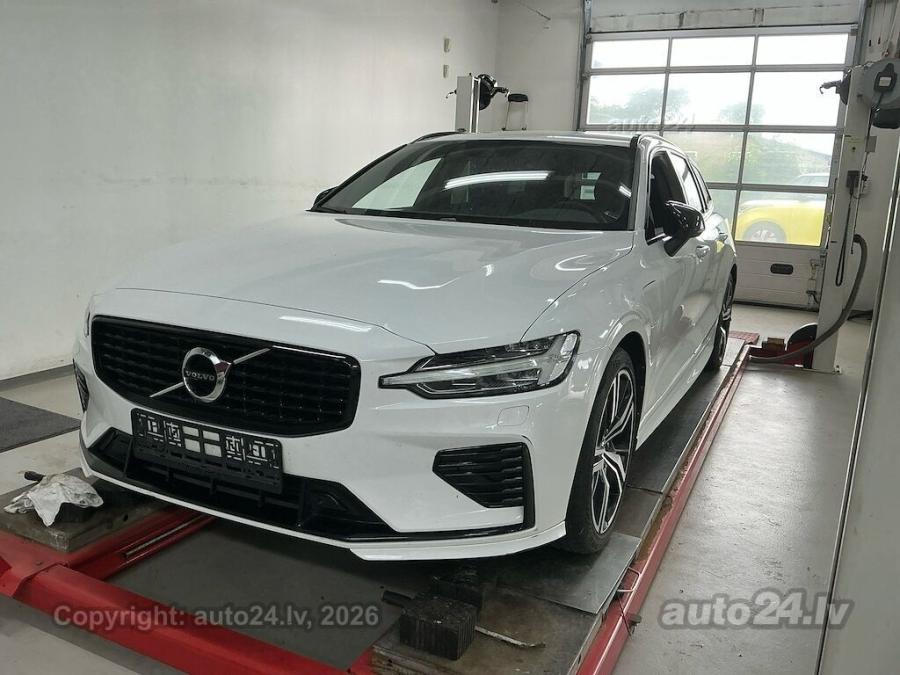 Белый Вольво B60 2021 в Тарту, объемом двигателя 2.00 л и пробегом 170 тыс. км за 19990 €, фото 1 на AUTOMOTO.COM.LV