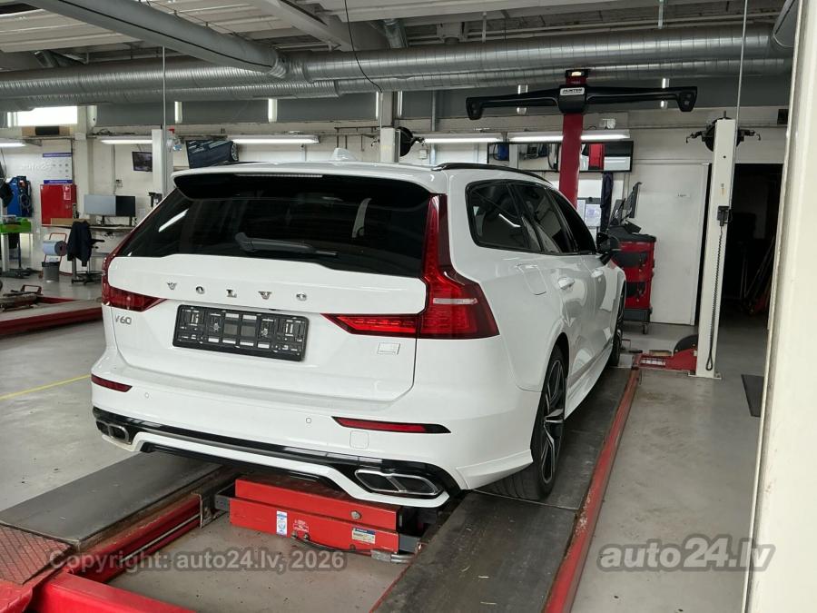 Белый Вольво B60 2021 в Тарту, объемом двигателя 2.00 л и пробегом 170 тыс. км за 19990 €, фото 4 на AUTOMOTO.COM.LV