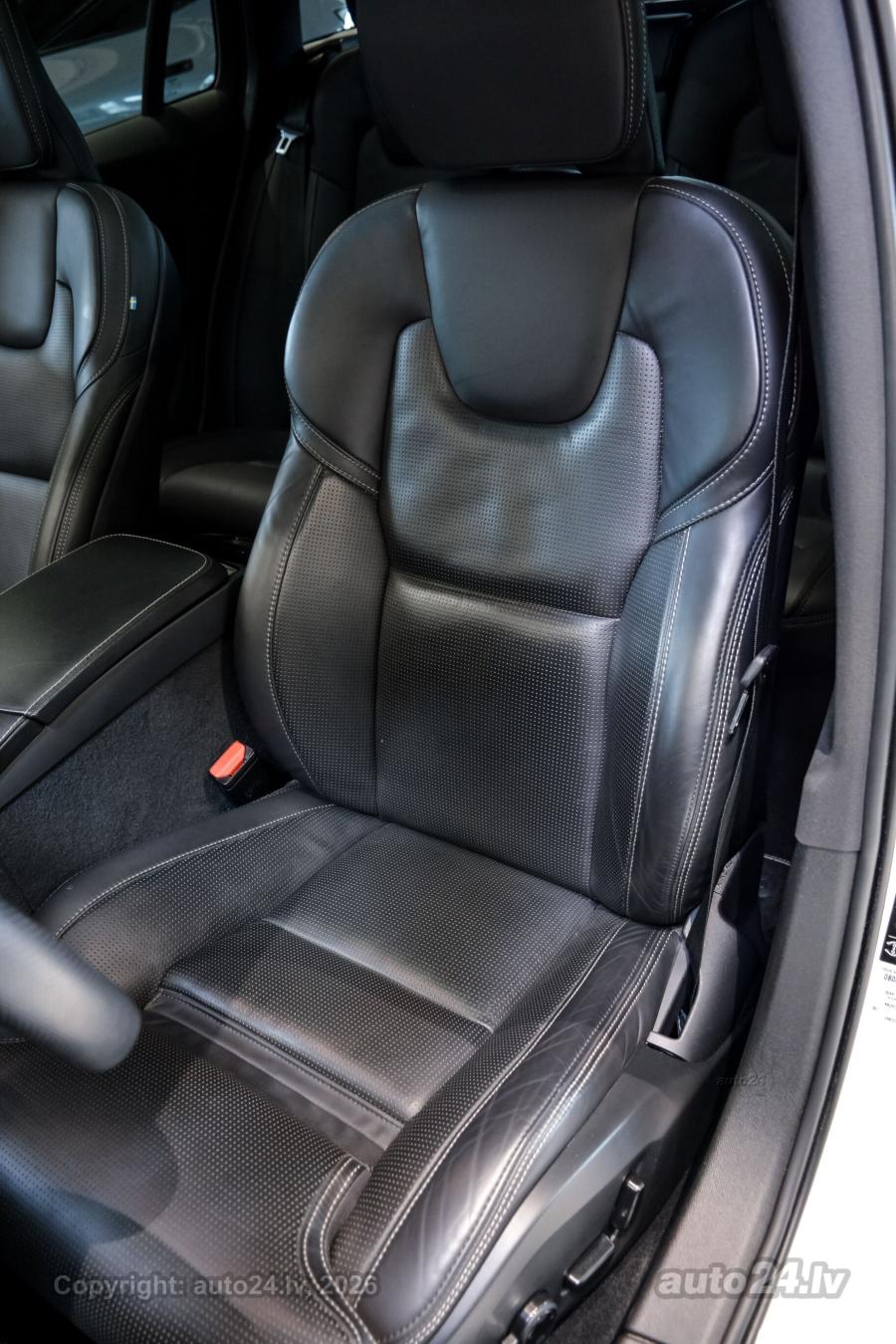 Balts Volvo V60 2021 Tallina, ar dzinēja tilpumu 2.00 L un nobraukumu 66 tūkst. km par 36900 €, foto 9 vietnē AUTOMOTO.COM.LV