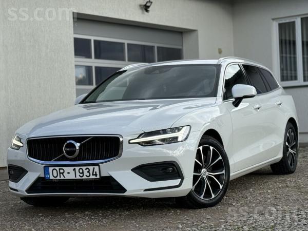 Balts Volvo V60 2021 Tukums, ar dzinēja tilpumu 2.00 L un nobraukumu 299 tūkst. km par 12499 €, foto 3 vietnē AUTOMOTO.COM.LV