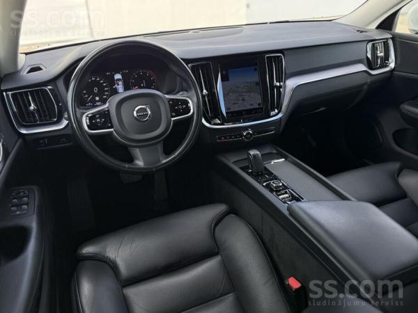 Balts Volvo V60 2021 Tukums, ar dzinēja tilpumu 2.00 L un nobraukumu 299 tūkst. km par 12499 €, foto 7 vietnē AUTOMOTO.COM.LV