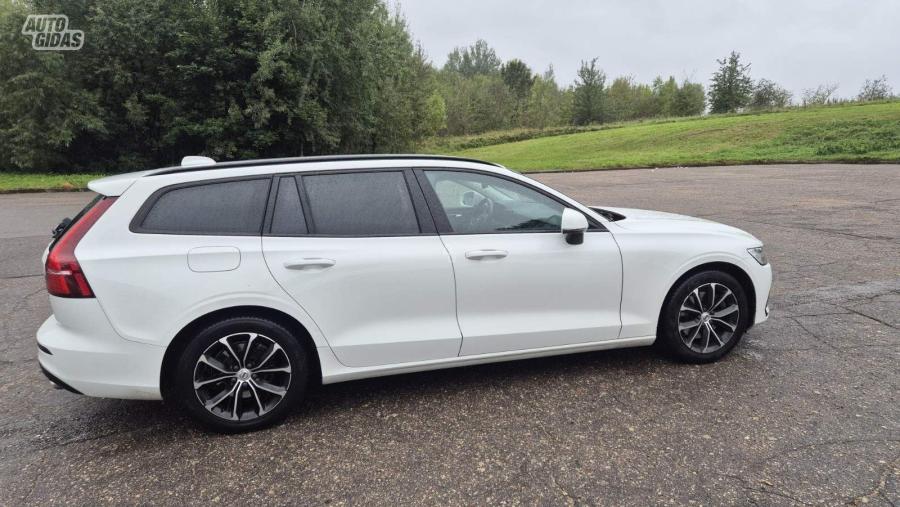 Balts Volvo V60 2021 Kauņa, ar dzinēja tilpumu 2.00 L un nobraukumu 215 tūkst. km par 15700 €, foto 6 vietnē AUTOMOTO.COM.LV