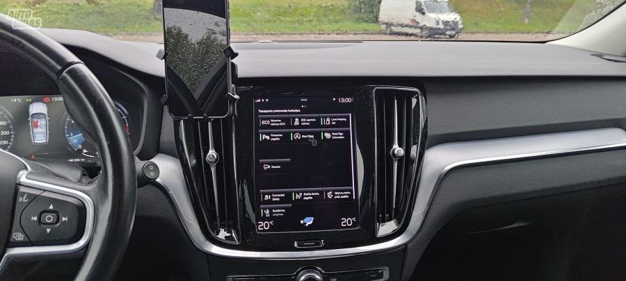 Balts Volvo V60 2021 Kauņa, ar dzinēja tilpumu 2.00 L un nobraukumu 215 tūkst. km par 15700 €, foto 15 vietnē AUTOMOTO.COM.LV