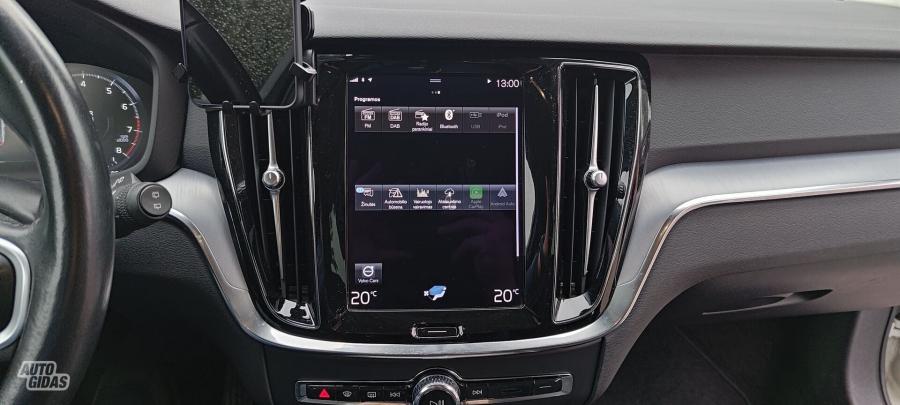Balts Volvo V60 2021 Kauņa, ar dzinēja tilpumu 2.00 L un nobraukumu 215 tūkst. km par 15700 €, foto 16 vietnē AUTOMOTO.COM.LV
