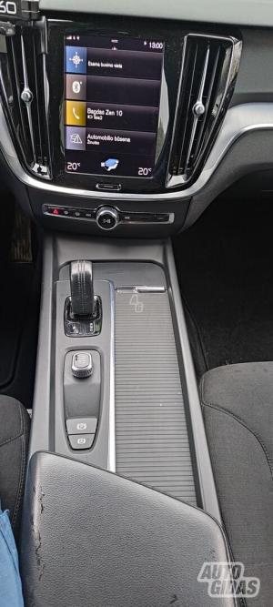 Balts Volvo V60 2021 Kauņa, ar dzinēja tilpumu 2.00 L un nobraukumu 215 tūkst. km par 15700 €, foto 17 vietnē AUTOMOTO.COM.LV
