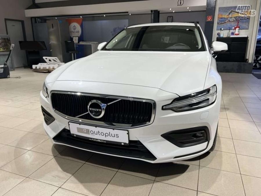 Balts Volvo V60 2022 Kauņa, ar dzinēja tilpumu 2.00 L un nobraukumu 26 tūkst. km par 32015 €, foto 2 vietnē AUTOMOTO.COM.LV