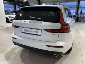 Balts Volvo V60 2022 Kauņa, ar dzinēja tilpumu 2.00 L un nobraukumu 26 tūkst. km par 32015 €, foto 7 vietnē AUTOMOTO.COM.LV