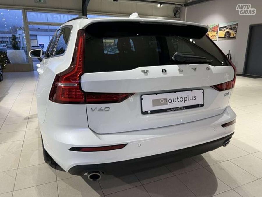 Balts Volvo V60 2022 Kauņa, ar dzinēja tilpumu 2.00 L un nobraukumu 26 tūkst. km par 32015 €, foto 9 vietnē AUTOMOTO.COM.LV