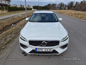Balts Volvo V60 2022 Tallina, ar dzinēja tilpumu 2.00 L un nobraukumu 67 tūkst. km par 37500 €, foto 10 vietnē AUTOMOTO.COM.LV