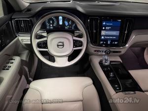 Balts Volvo V60 2022 Tallina, ar dzinēja tilpumu 2.00 L un nobraukumu 71 tūkst. km par 35990 €, foto 7 vietnē AUTOMOTO.COM.LV