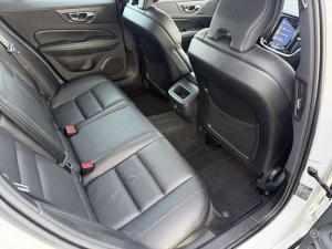 Balts Volvo V60 2022 Viļņa, ar dzinēja tilpumu 1.97 L un nobraukumu 201 tūkst. km par 15999 €, foto 18 vietnē AUTOMOTO.COM.LV