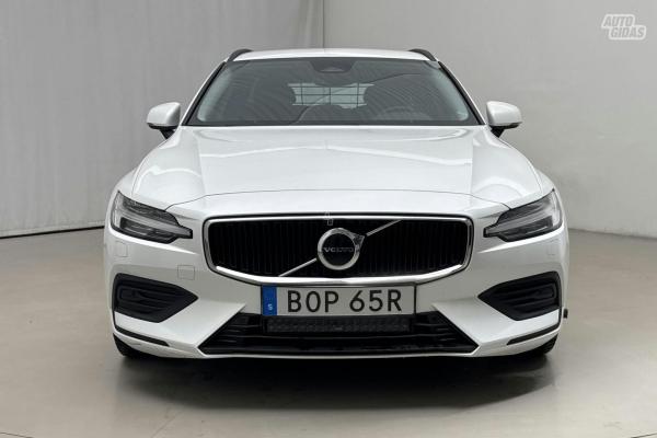 White Volvo V60 2023 in Kaunas, with an engine capacity of 0.00 L and mileage of 88 thousand km for 31435 €, photo 4 on AUTOMOTO.COM.LV