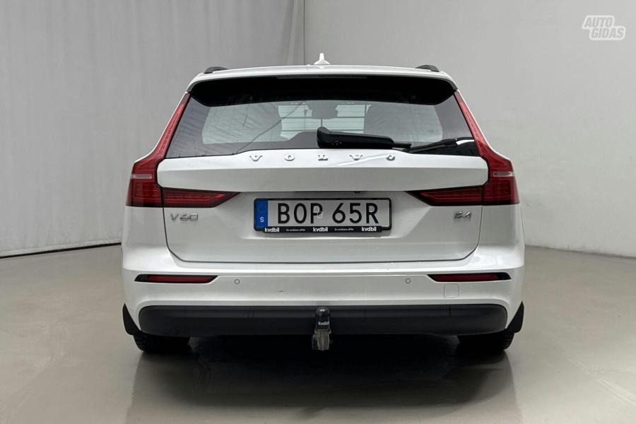 Balts Volvo V60 2023 Kauņa, ar dzinēja tilpumu 0.00 L un nobraukumu 88 tūkst. km par 31435 €, foto 5 vietnē AUTOMOTO.COM.LV