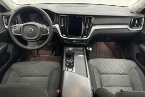 Balts Volvo V60 2023 Kauņa, ar dzinēja tilpumu 0.00 L un nobraukumu 88 tūkst. km par 31435 €, foto 6 vietnē AUTOMOTO.COM.LV