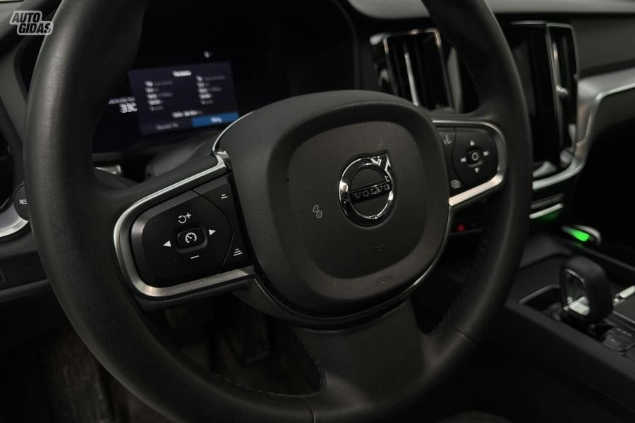 Balts Volvo V60 2023 Kauņa, ar dzinēja tilpumu 0.00 L un nobraukumu 88 tūkst. km par 31435 €, foto 18 vietnē AUTOMOTO.COM.LV