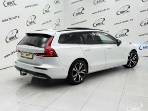 White Volvo V60 2025 in Vilnius, with an engine capacity of 1.97 L and mileage of 3 thousand km for 37900 €, photo 4 on AUTOMOTO.COM.LV