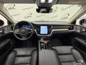 White Volvo V60 2025 in Vilnius, with an engine capacity of 1.97 L and mileage of 3 thousand km for 37900 €, photo 5 on AUTOMOTO.COM.LV