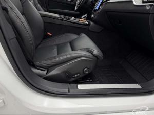 White Volvo V60 2025 in Vilnius, with an engine capacity of 1.97 L and mileage of 3 thousand km for 37900 €, photo 8 on AUTOMOTO.COM.LV