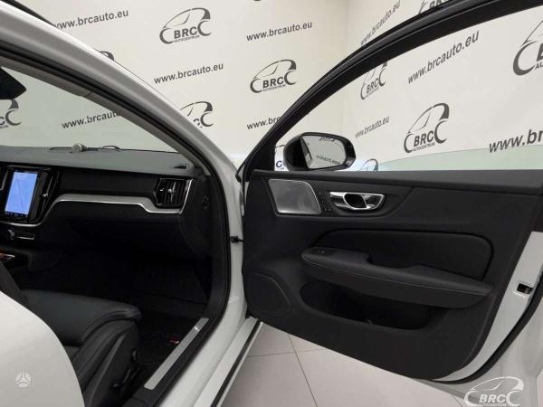 White Volvo V60 2025 in Vilnius, with an engine capacity of 1.97 L and mileage of 3 thousand km for 37900 €, photo 9 on AUTOMOTO.COM.LV