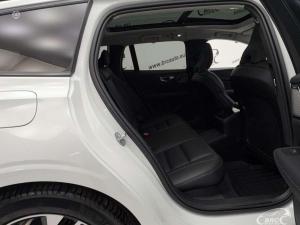 White Volvo V60 2025 in Vilnius, with an engine capacity of 1.97 L and mileage of 3 thousand km for 37900 €, photo 13 on AUTOMOTO.COM.LV
