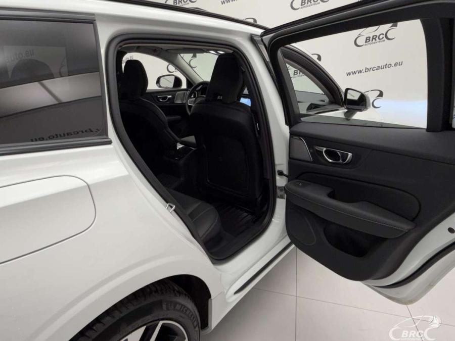 White Volvo V60 2025 in Vilnius, with an engine capacity of 1.97 L and mileage of 3 thousand km for 37900 €, photo 16 on AUTOMOTO.COM.LV