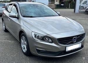 Yellow Volvo V60 2013 in Telschi, with an engine capacity of 1.56 L and mileage of 350 thousand km for 5000 €, photo  on AUTOMOTO.COM.LV