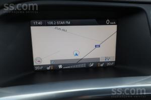 Yellow Volvo V60 2013 in Jelgava, with an engine capacity of 2.40 L and mileage of 0 thousand km for 8450 €, photo 18 on AUTOMOTO.COM.LV