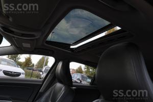 Yellow Volvo V60 2013 in Jelgava, with an engine capacity of 2.40 L and mileage of 0 thousand km for 8450 €, photo 26 on AUTOMOTO.COM.LV