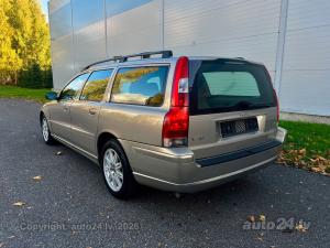 Beige Volvo V70 2005 in Parnu, with an engine capacity of 2.40 L and mileage of 0 thousand km for 2490 €, photo 6 on AUTOMOTO.COM.LV