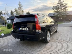 Beige Volvo V70 2006 in Tartu, with an engine capacity of 2.40 L and mileage of 338 thousand km for 4200 €, photo 4 on AUTOMOTO.COM.LV