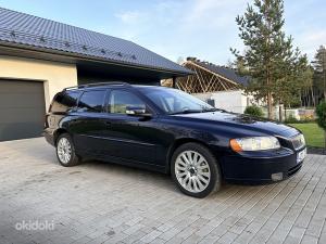 Beige Volvo V70 2006 in Tartu, with an engine capacity of 2.40 L and mileage of 338 thousand km for 4200 €, photo 12 on AUTOMOTO.COM.LV