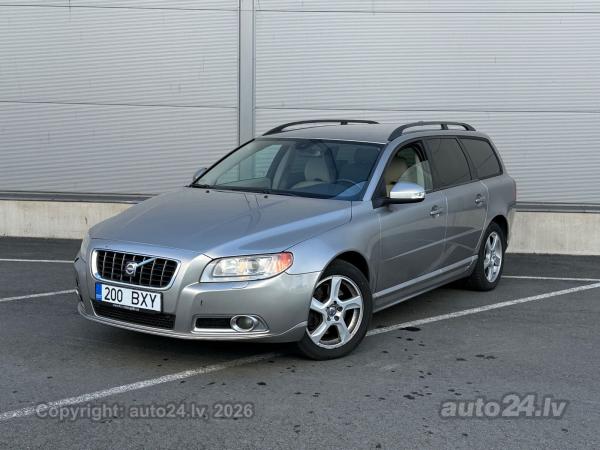 Beige Volvo V70 2007 in Tartu, with an engine capacity of 2.40 L and mileage of 367 thousand km for 4200 €, photo 1 on AUTOMOTO.COM.LV