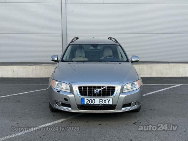 Beige Volvo V70 2007 in Tartu, with an engine capacity of 2.40 L and mileage of 367 thousand km for 4200 €, photo 2 on AUTOMOTO.COM.LV