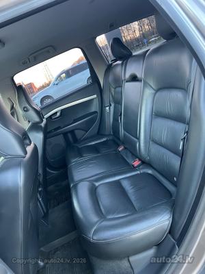 Smilšu krāsa Volvo V70 2010 Narva, ar dzinēja tilpumu 2.40 L un nobraukumu 430 tūkst. km par 3999 €, foto 23 vietnē AUTOMOTO.COM.LV