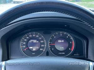 Smilšu krāsa Volvo V70 2010 Narva, ar dzinēja tilpumu 2.40 L un nobraukumu 430 tūkst. km par 3999 €, foto 31 vietnē AUTOMOTO.COM.LV