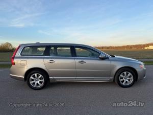 Beige Volvo V70 2011 in Tallinn, with an engine capacity of 2.00 L and mileage of 269 thousand km for 7690 €, photo 11 on AUTOMOTO.COM.LV