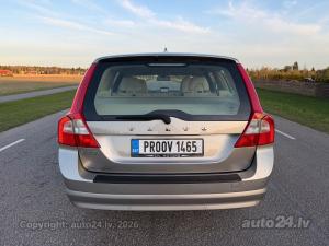Beige Volvo V70 2011 in Tallinn, with an engine capacity of 2.00 L and mileage of 269 thousand km for 7690 €, photo 12 on AUTOMOTO.COM.LV