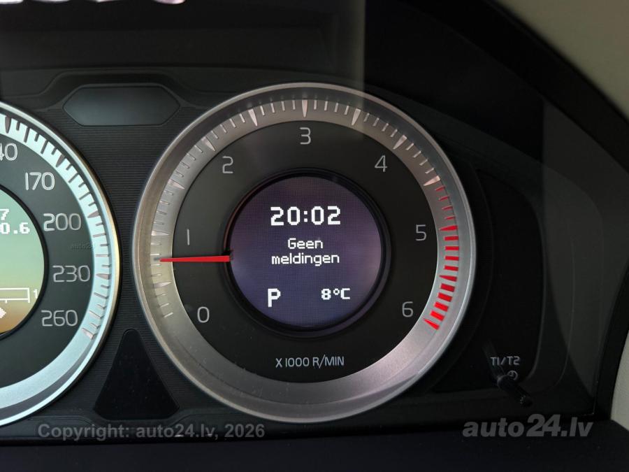 Beige Volvo V70 2011 in Tallinn, with an engine capacity of 2.00 L and mileage of 269 thousand km for 7690 €, photo 22 on AUTOMOTO.COM.LV