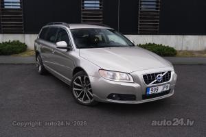 Smilšu krāsa Volvo V70 2013 Tallina, ar dzinēja tilpumu 1.60 L un nobraukumu 284 tūkst. km par 5990 €, foto  vietnē AUTOMOTO.COM.LV