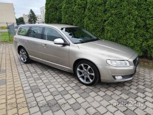 Smilšu krāsa Volvo V70 2015 Paide, ar dzinēja tilpumu 2.00 L un nobraukumu 288 tūkst. km par 7690 €, foto 10 vietnē AUTOMOTO.COM.LV