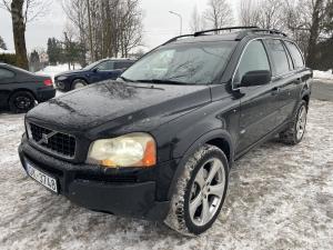 Melns Volvo V70 2006 Rīga, ar dzinēja tilpumu 2.40 L un nobraukumu 0 tūkst. km par 4990 €, foto  vietnē AUTOMOTO.COM.LV