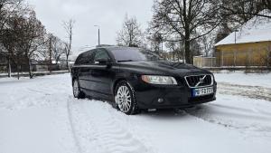 Melns Volvo V70 2007 Viļņa, ar dzinēja tilpumu 2.40 L un nobraukumu 338 tūkst. km par 3599 €, foto 3 vietnē AUTOMOTO.COM.LV