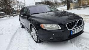 Melns Volvo V70 2007 Viļņa, ar dzinēja tilpumu 2.40 L un nobraukumu 338 tūkst. km par 3599 €, foto 4 vietnē AUTOMOTO.COM.LV