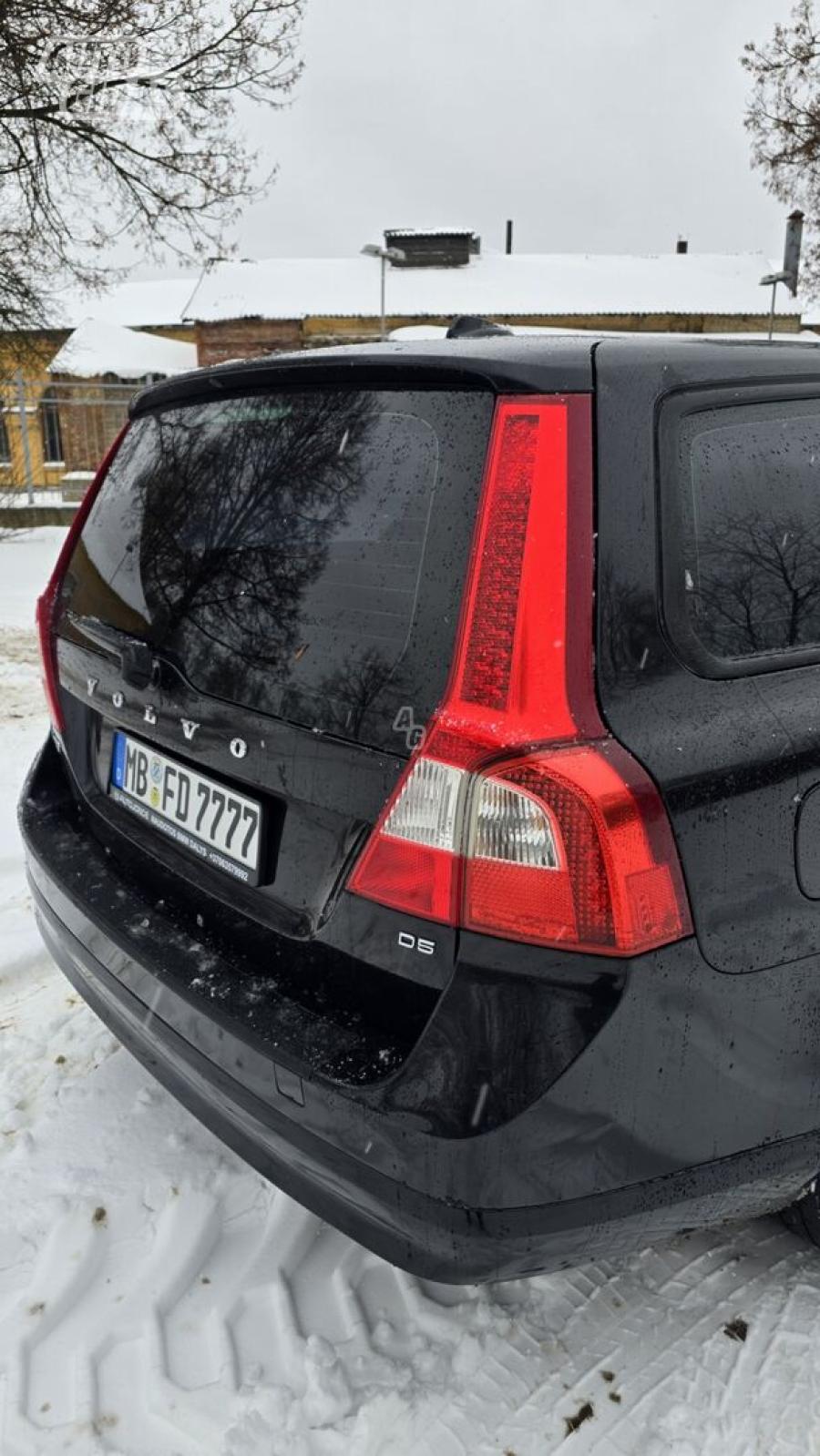 Melns Volvo V70 2007 Viļņa, ar dzinēja tilpumu 2.40 L un nobraukumu 338 tūkst. km par 3599 €, foto 10 vietnē AUTOMOTO.COM.LV
